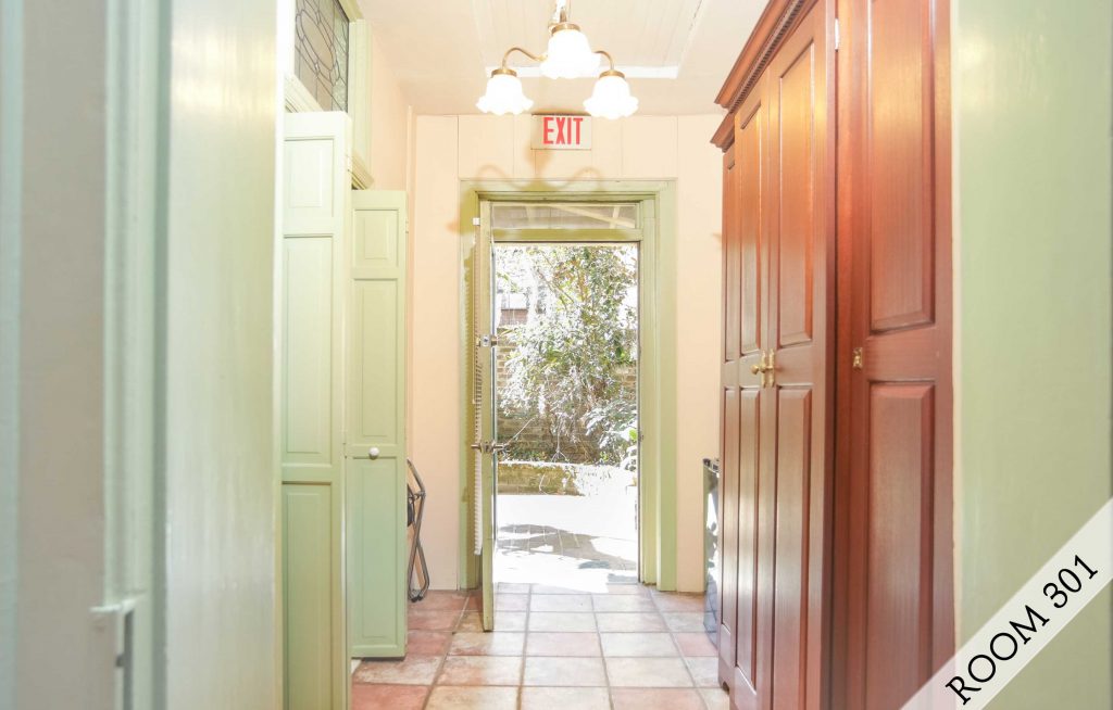 Room 301 – 17Hundred90 Inn & Restaurant